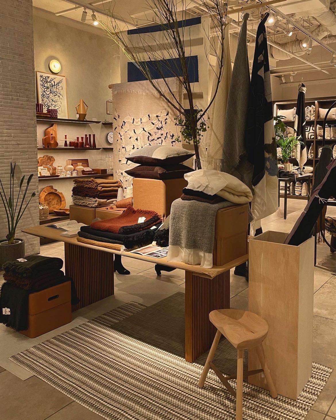 [2022年11月3日(木)～11/27(日)]Watanabe Textile POP UP SHOP アクタス青山 | 山梨ハタオリ産地の ...